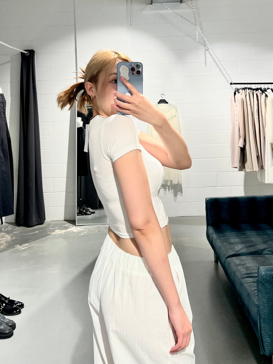 ARU Cut Crop T – Rococo Seoul