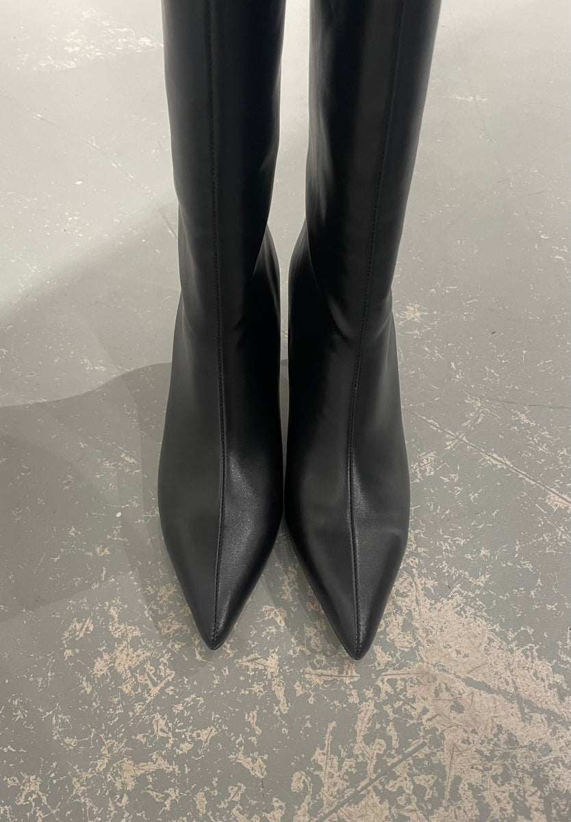 Common Modern Long Boots – Rococo Seoul