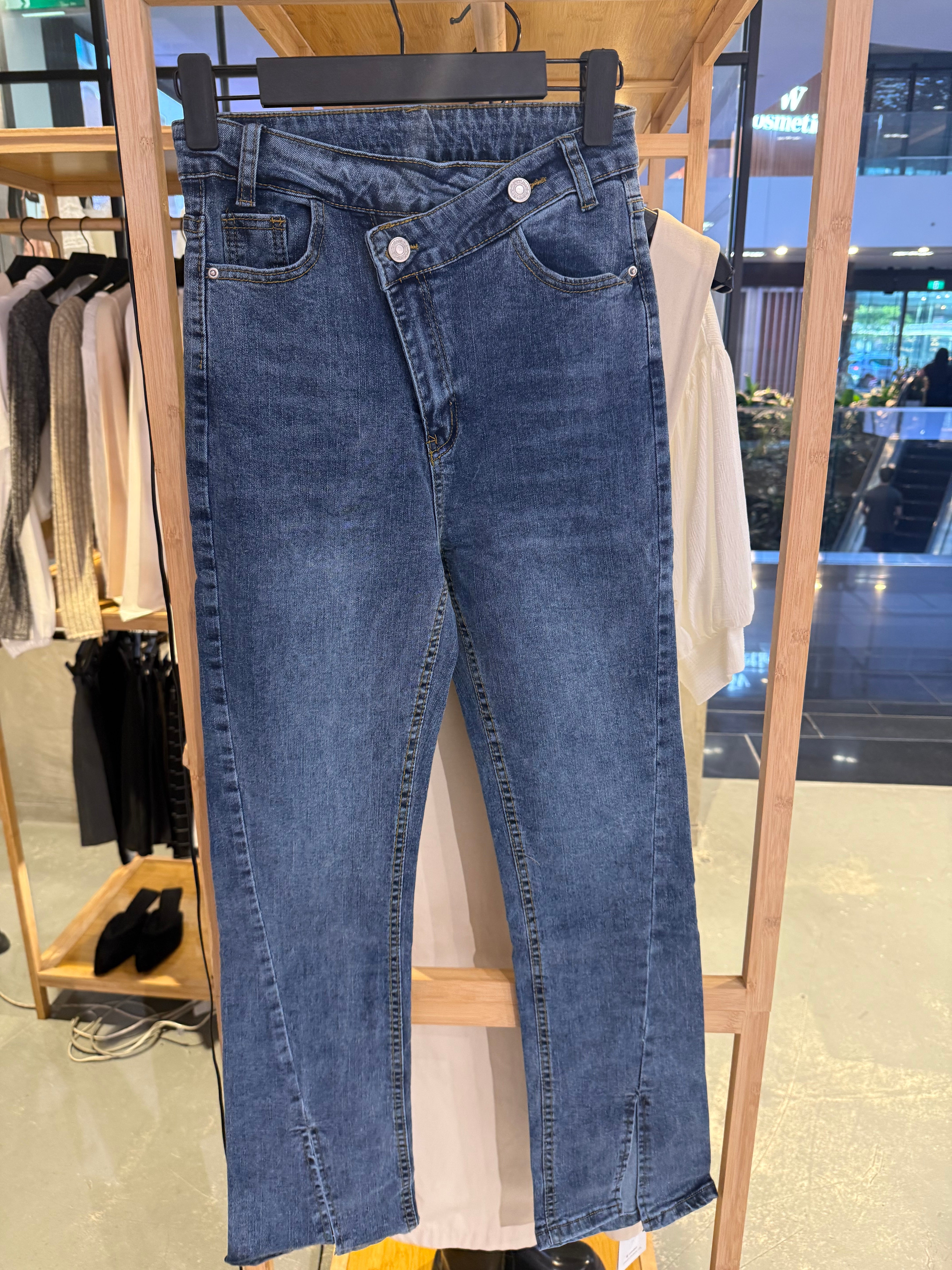 Glam Cross Button Denim Jeans – Rococo Seoul