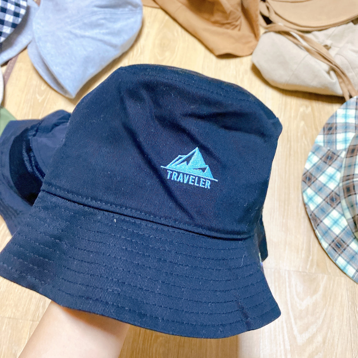 Traveler Mash Bucket Hat – Rococo Seoul