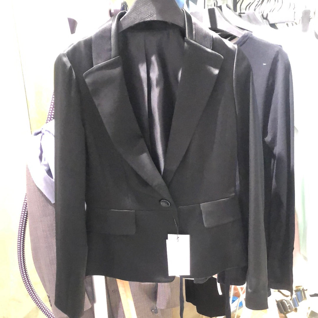 Satin Slim Blazer – Rococo Seoul